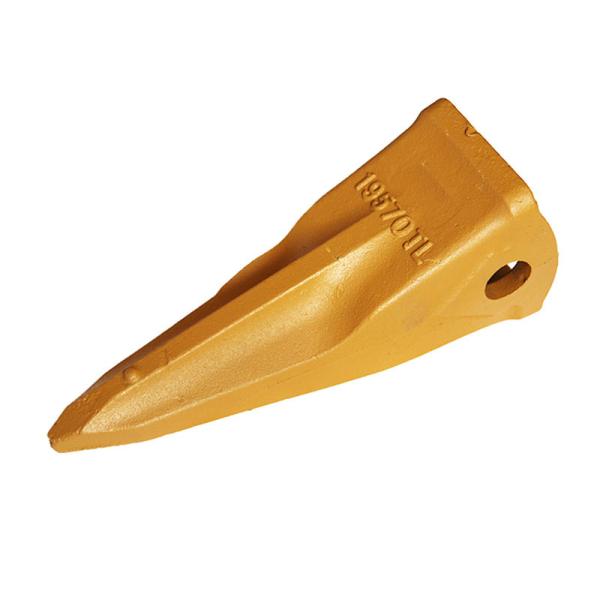 Quality 1.7kg Heat Treated SANY Series Bucket Tooth with Customized Color for Excavators for sale