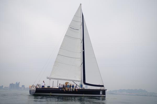Quality High Speed Sailing Monohull Vessel 1027L Fuel Capacity Racing Monohull Sailboat for sale