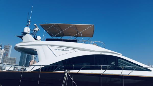 Quality Vinyl Ester Resin Vacuum Infusion FRP Motor Yacht Monohull Vessel Wave Resistant for sale