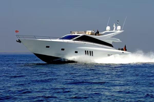 Quality Modern Styling 72ft Luxury Motor Cruisers High Efficient Ocean Travel Yacht for sale