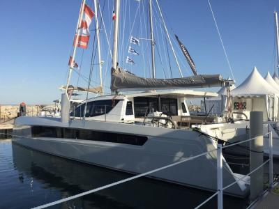 China Modern 49ft Catamaran Sailboat Luxury Private Vacation Sailboat for sale