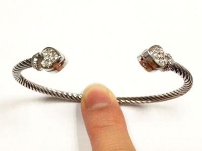 China (B-96)Fashion Designer Jewelry Silver Plated Pave Heart Cubic Ziorcon Cable Bracelet for sale