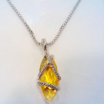 China (N-37) Women's Fashion Jewelry Silver Plated Box Chain with Citrine Cubic Zircon Pendant for sale