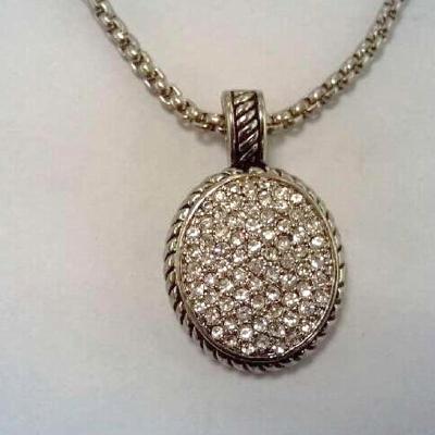 China (N-79) New Women's Jewelry Pave Rhinestone Cubic Zircon Oval Pendant Necklace for sale