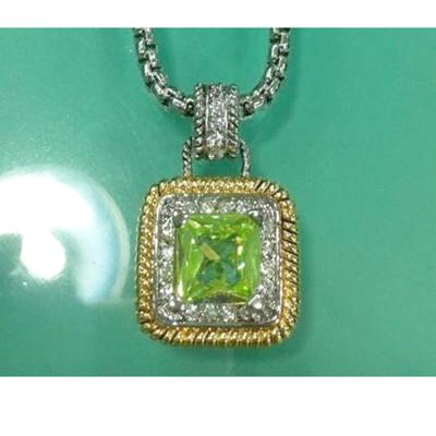 China (N-71) New Style Jewelry Two Tone Silver Plated Square Green Cubic Zircon Pendant Necklace for sale