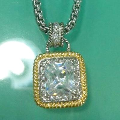 China (N-72) New Style Jewelry Two Tone Silver Plated Square White Cubic Zircon Pendant Necklace for sale