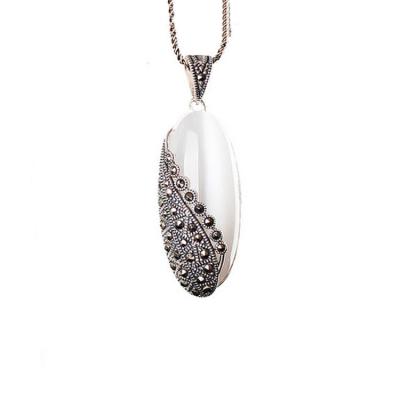 China Retro Thai 925 Silver Red Agate Pendant with Marcasite and 18 Inches Chain (N11065WHITE) for sale