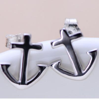 China 925 Sterling Silver Anchor Shape Stud Earrings Women Jewelry (XH041998W) for sale