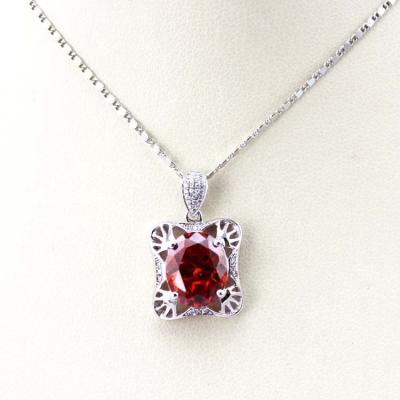 China 925 Sterling Silver Oval Garnet Cubic Zircon Pendant with Silver Chain (P11) for sale