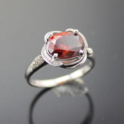 China Women Jewelry Oval Garnet Cubic Zircon Sterling Silver Ring(F44E) for sale