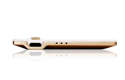 Cina 2000mAh assottigliano il pacchetto portatile ricaricabile della batteria della porta USB del telefono cellulare in vendita