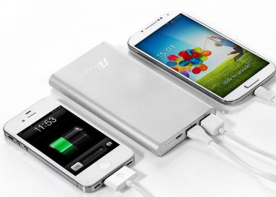 Cina Doppio polimero portatile universale 10000mAh del litio della Banca di potere di USB per Smartphone in vendita