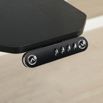Cina Tavolo d'ufficio regolabile in altezza con design di postazione di lavoro personalizzato in legno nero moderno in vendita