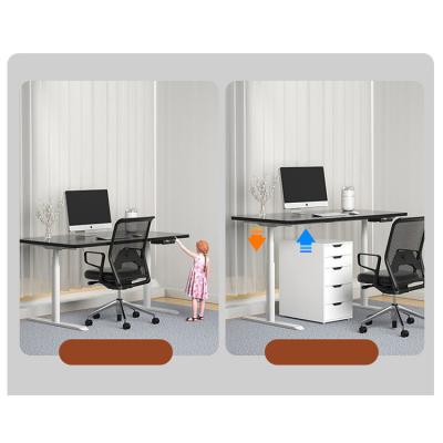China Dual Motor Sit Stand Computertafel met 80 kg Gewichtscapaciteit in wit houten graan Te koop