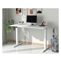 China Adjustable Height Office Desk Extendable Computer Table with Wood Style Panel Design for sale
