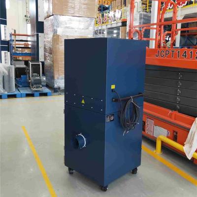 Cina Filtraggio industriale del poliestere PTFE dell'estrattore 2400m3/H del vapore del laser 1.5KW in vendita