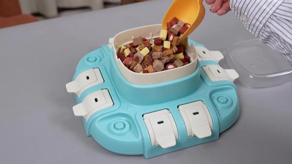 Quality Multi Functional Hidden Food Leakage Dog Puzzle Slow Feeder Dog Toy for sale