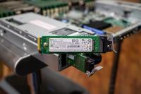 China Dell PowerEdge server R660 Intel Xeon Gold 8470N HDD databases and analysis rack server for sale