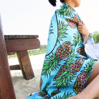 China Free Design Microfiber Handdoek Super Absorberend Snel Droogzacht Lichtgewicht Zandvrij Strandhanddoek Te koop