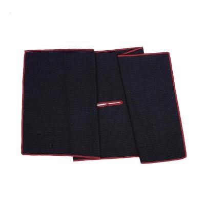 Cina Nuovo stile asciugatura rapida asciugamani di golf stampati in microfibra personalizzati con grommate Set bianco asciugamani stampati per golf per asciugamani sportivi in vendita