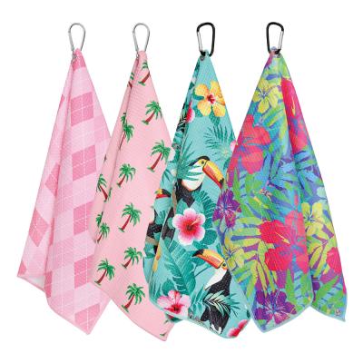 China Lightweight Microfiber Golf Towel Highly Durable For Superior Performance for sale