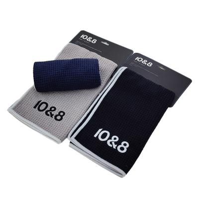 China Custom Waffle Magnetic Microfiber Sports Golf Towel With Silicone Brush for sale