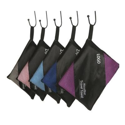 China Custom Quick-dry Microfiber Sports Towel with Square Mesh Bag for sale