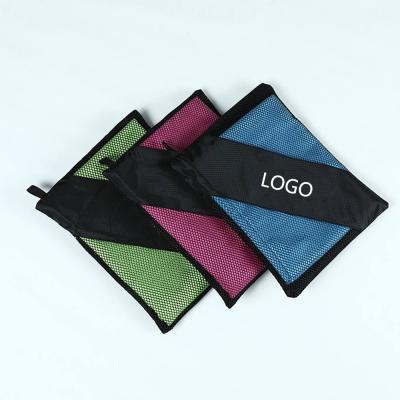 China Custom Quick-dry Microfiber Sports Towel with Square Mesh Bag for sale