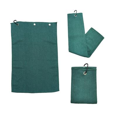 China High Quality Custom Embroidered Logo Microfiber Golf Towel With Clip for sale