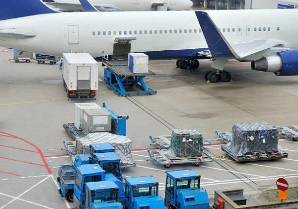 Quality Guangzhou Air Cargo Services Freight Forwarder Airline Cargo Agent Door to door for sale