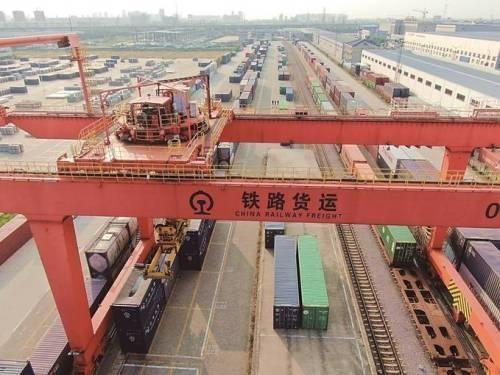 Logistics and warehousing services at Shekou Port