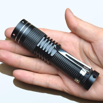 China Recharging 14500 or AA Battery Powered CREE Q5 Waterproof LED Torch/ Zoom Flashlight for sale