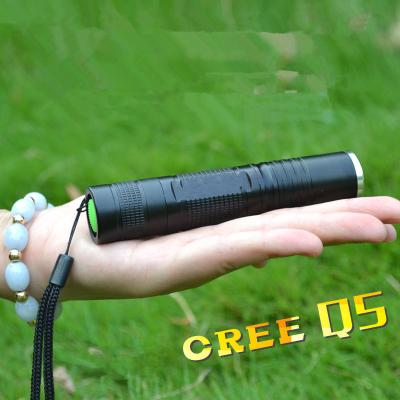 China Rechargeable 18650 Battery Powered CREE Q5 Waterproof Mini Zoom Led Flashlight/Torch for sale