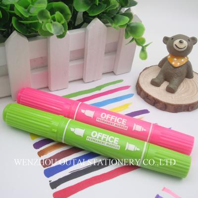China OUTAE Durable Permanent  Marker Pen  double head Promotional Pen LogoPen 12 Colors for sale