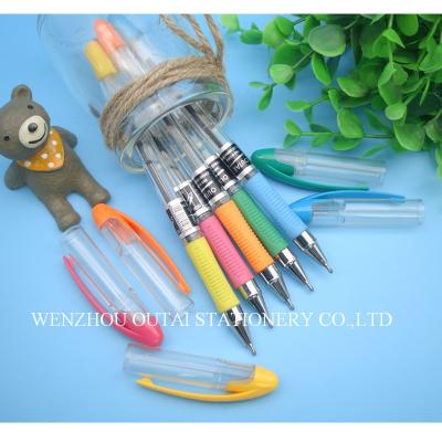 China OUTAE Plastic BallPoint Pen Promotional Pen Office Supply Logo Pen OT-317-B for sale