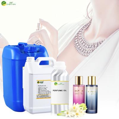 Chine L'huile de parfumeur tuberose concentrée jaune clair à vendre