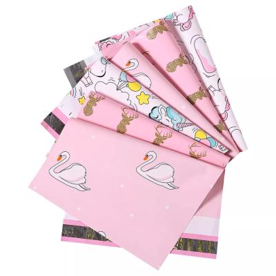 China Biodegradable Colored Poly Mailers Bag Recyclable Self Seal Mailing Bags for sale