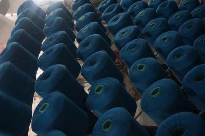 Cina Filato del poliestere filato i colori tinti 20/2 con alta tenacia in vendita