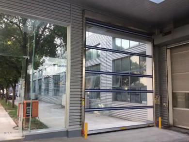 China 220/230V Transparent Garage Door , Modern Aluminum Garage Doors Firm Structure for sale