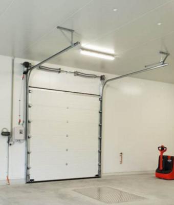 China Steel Overhead Sectional Door With Noise-Reducing Remote Control Electric Automatic à venda