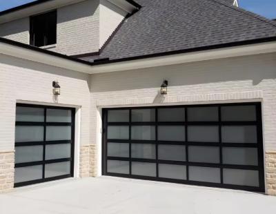 中国 Safety Aluminum Sectional Door With Excellent Insulation Powder Coated Surface in White/Brown/Grey/Black 販売のため