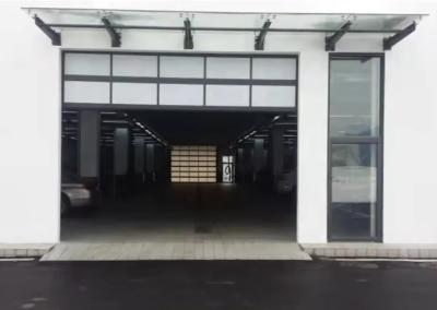 中国 優れた保温と現代的なダブルガラスのアルミ部分ドア プロフェッショナル製造 茶色のガラスのドア 販売のため