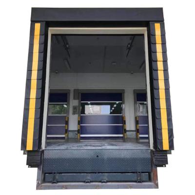 China Rectangular Inflable refugio de muelle hermético con excelente resistencia al fuego refugio de muelle de carga de goma sala de frío en venta