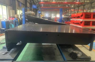 China Smart Loading Dock Leveler With Customizable Lip Length And Safety Features Container Loading Platform Mechanical for sale