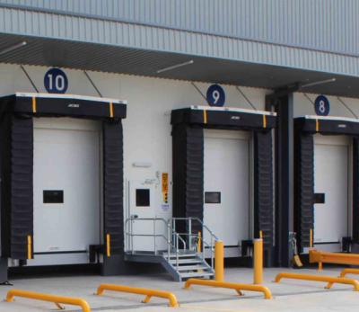 China Easy Installation PVC Dock Door Shelter Providing Protection Against The Elements Customized Industrial à venda