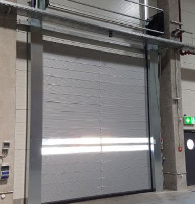 China Customized Insulated Sectional Garage Doors With Polyurethane Foam Windproof Soundproof And Thermal Insulation for sale