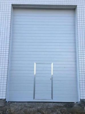 Aluminiumdrempel sectioneel bovendeur 50 mm-80 mm Dikte Geïsoleerd Op maat Geïsoleerd Flap Verticaal Lift Panel Gebruikt
