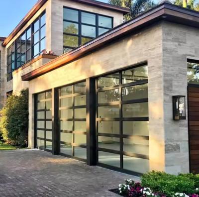 中国 防水性 3 級 透明ガラス 住宅用ガレージドア 住宅のカーブアピールを向上させる 販売のため