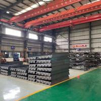 China Push Button Electric Automatic Hydraulic Dock Levelers , Loading Bay Dock Levellers for sale