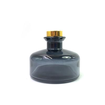 Cina 100ml chiaro esagono di lusso vuoto Reed Diffuser Glass Bottle decorativo in vendita